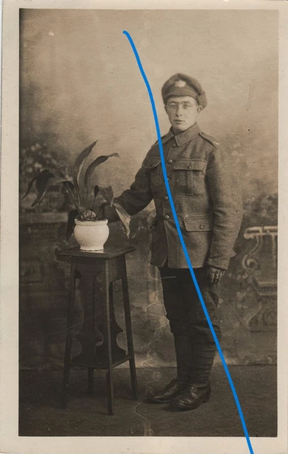 WW1 SOLDIER GLOUCESTERSHIRE Regiment Bantam Battalion ? Gor Blimey ...