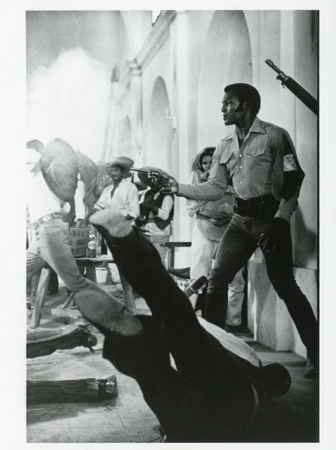 RAQUEL WELCH JIM Brown "Les Cent Fusils" (100 Rifles) Tom Gries Photo ...