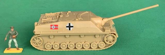 BMC WWII GERMAN Jagdpanzer IV Tank Destroyer (54mm toy soldier not ...