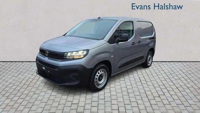 VAUXHALL COMBO 1.5 Turbo D 130ps Prime Plus H1 Van Auto Van Diesel ...