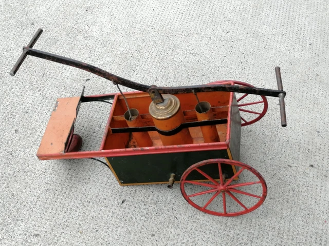POMPE À FEU jouet BING ancien pompier toy tin Hand Operated Fire Pump ...