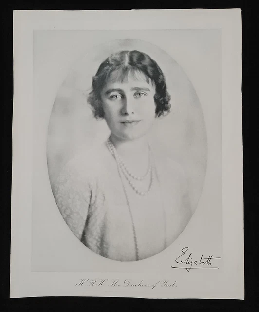 QUEEN ELIZABETH THE Queen Mother Signed Royal Presentation Photo ...