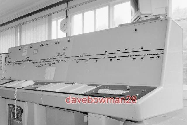 PHOTO LITTLE Mill Signal Box Panel 1998 EUR 3,48 - PicClick FR