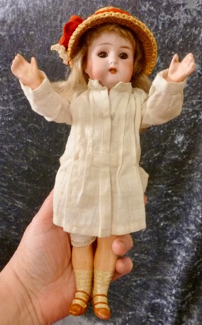 ANTIQUE GERMAN DOLL, KAMMER & REINHARDT , 26cm /10" BISQUE DOLL, c1910 ...