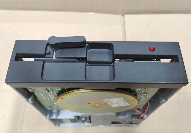 FLOPPY DISK DRIVE 5,25" Olivetti M24 IBM PC XT Computer vintage EUR 45 ...