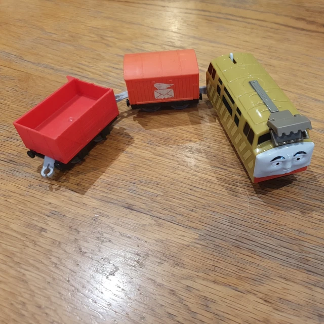 TRACKMASTER THOMAS & Friends - Mattel Working motorised Diesel 10 ...