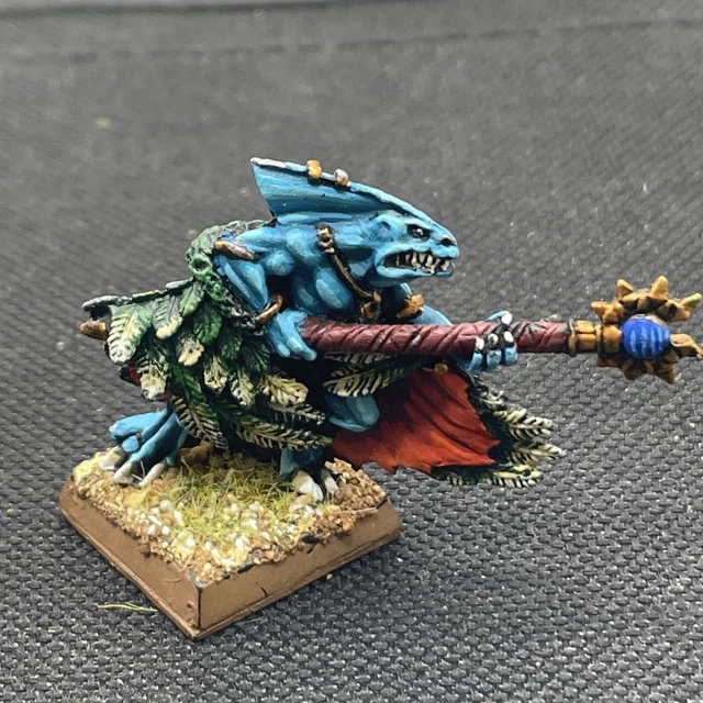 WARHAMMER LIZARDMEN SKINK Priest Feathered Pro Painted Metal OOP ...