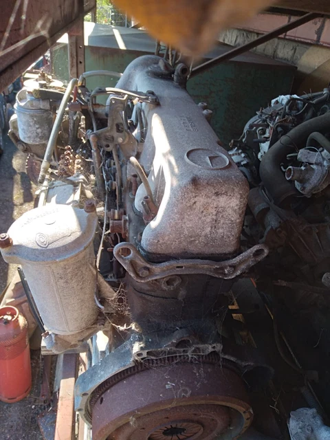 MERCEDES OM617 ENGINE 3.0 D Spares Repairs £300.00 - PicClick UK