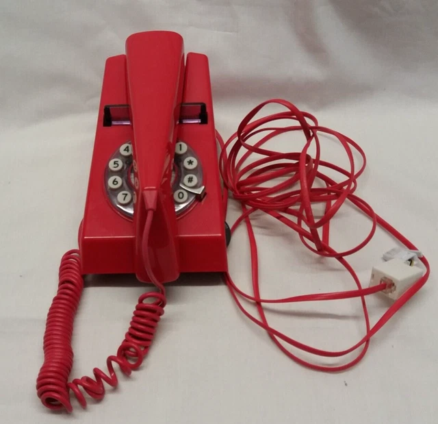 RED TRIM PHONE with push buttons (H20) £6.99 - PicClick UK