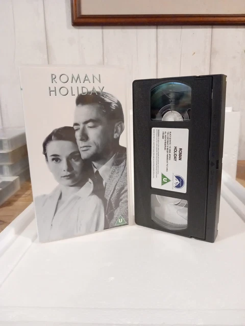 ROMAN HOLIDAY - Gregory Peck - Audrey Hepburn - PAL VHS Video Tape £2. ...