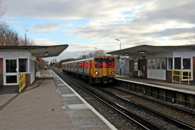 PHOTO MERSEYRAIL Class 508 508128 Moreton Railway Station The Train ...