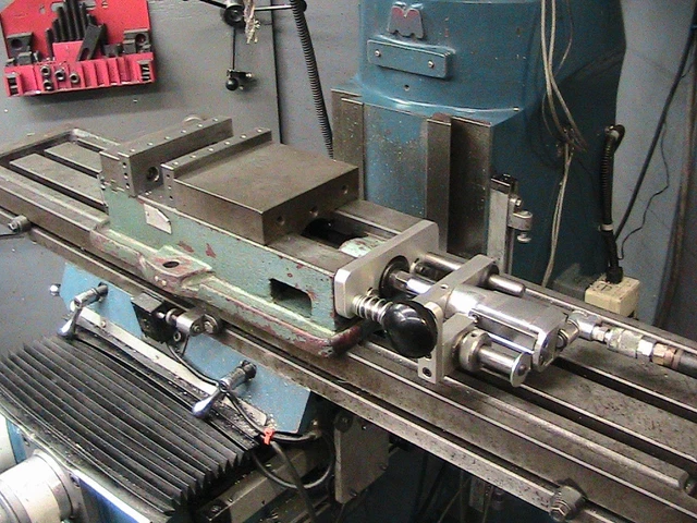 KURT ANGLE LOCK Or Import Milling Machine Pnuematic Vise Attachment ...