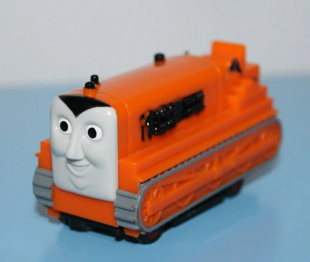 THOMAS & FRIENDS TrackMaster Train TERENCE Tractor Motorized 2006 HIT ...