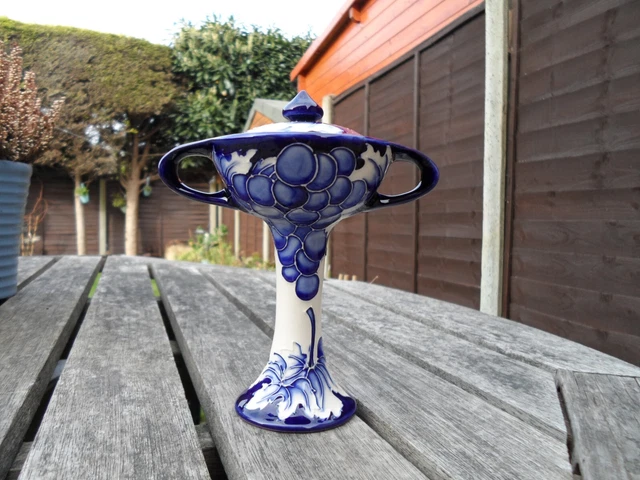 MOORCROFT BLUE Vine Nostalgia Pattern Bonbonnier. Kerry Goodwin £195.00 ...