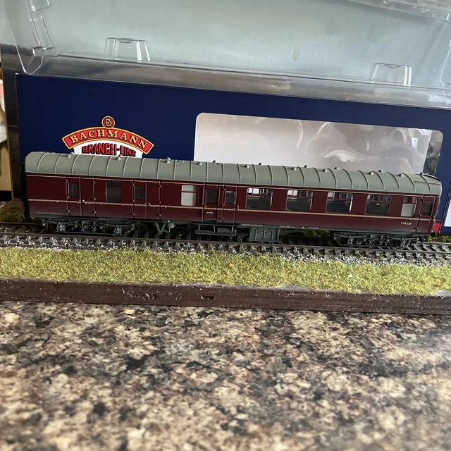 BACHMANN BRANCHLINE 39-076G BR MK1 BSK Coach Brake 2nd Corridor Maroon ...