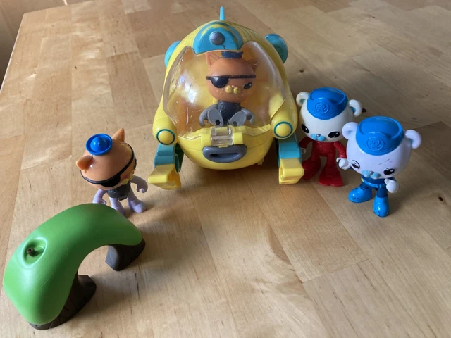 OCTONAUTS GUP U Submarine, 2 x Kwazii 2 x Captain Barnacles Pull Back ...