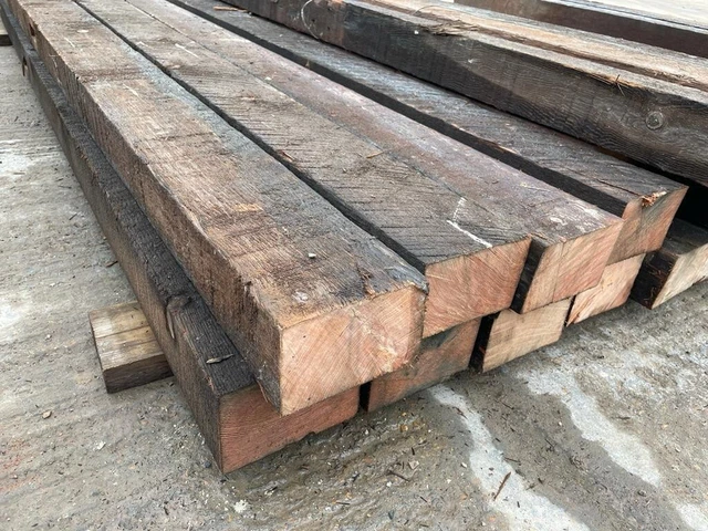 POUTRES DE SAPIN de Douglas en vieux bois récupérées 4x9 5-5,2m 9x4 EUR ...