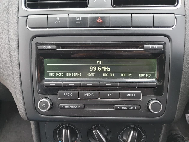 VW POLO MK5 Stereo Head Unit Display & Control 2009 - 2014 5M0057186LX ...