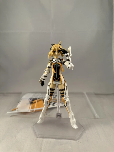 GOODSMILE TYPE MOON Saber Altria Pendragon Racing Figma Loose Fate ...
