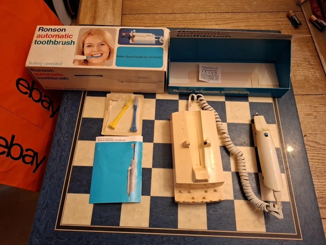 VINTAGE 1960S BOXED Ronson Automatic Electric Battery Operated ...