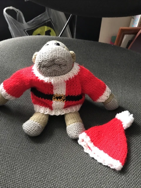 XMAS MONKEY PG TIPS with hand knitted Christmas outfit SANTA jumper ...