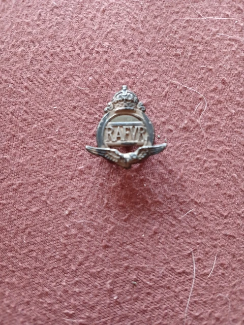 WW2 ROYAL AIR Force RAF Volunteer Reserve RAFVR Silver Numbered Lapel ...