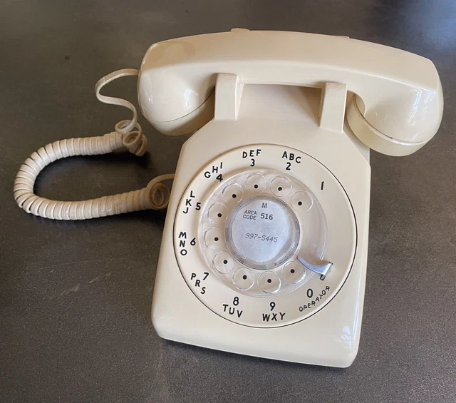 VINTAGE BELL SYSTEM Western Electric Rotary Desk Phone Beige Tan 500DM ...
