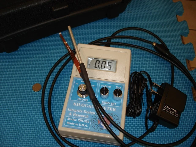 IDR-329-T-UL-A :DC GAUSSMETER avec sonde transversale et axiale ultra ...