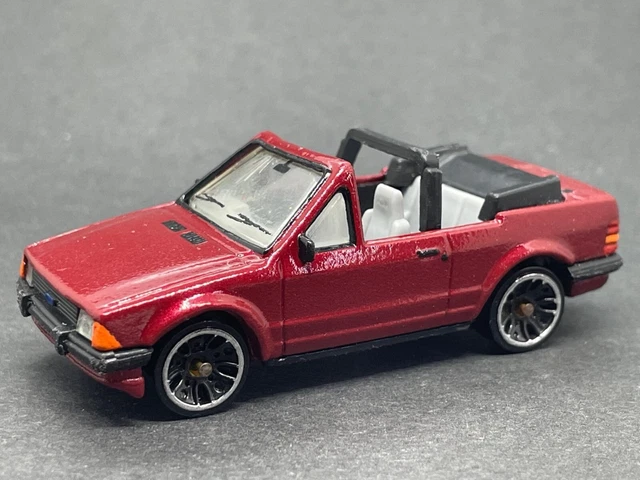 MATCHBOX FORD ESCORT XR3i CABRIOLET - CUSTOM £16.95 - PicClick UK