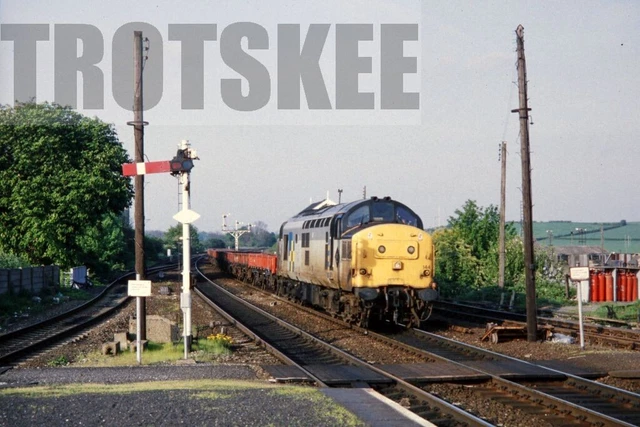 35MM SLIDE BR British Rail Diesel Locomotive 37144 Class 37 1992 ...