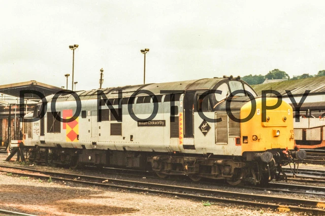 UK DIESEL TRAIN Railway Photograph Of Class 37 37675 Loco. Rm37-1613 £1 ...