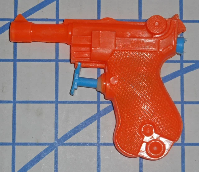 PARK PLASTICS SMALL Luger Water Pistol 4 Inch Long Orange Squirt Gun ...