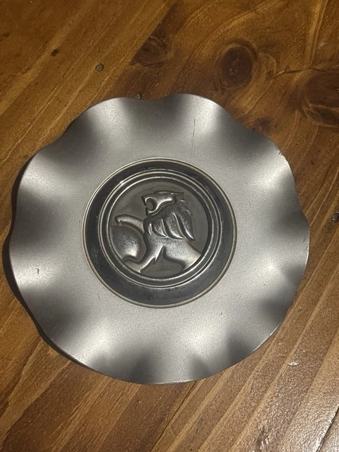 HOLDEN COMMODORE VT Calais Mag Wheel Centre Cap 92076557 $29.99 ...