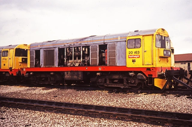ORIG. 35MM RAILWAY Slide Class 20 20163 Toton 1 9 1992 + Copyright £2. ...