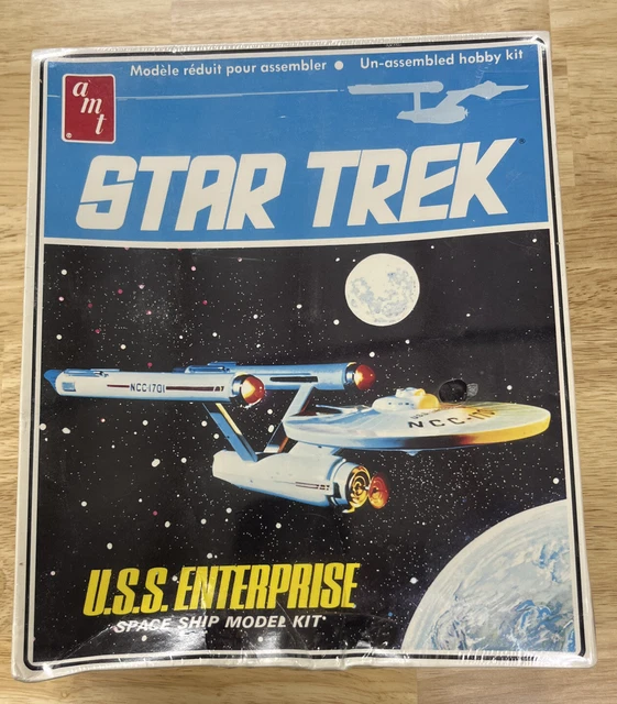 STAR TREK: THE Original Series U.S.S. Enterprise MODEL KIT by AMT/ERTL ...