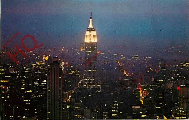 PICTURE POSTCARD; NEW York City, the Empire State Building At Night £2. ...