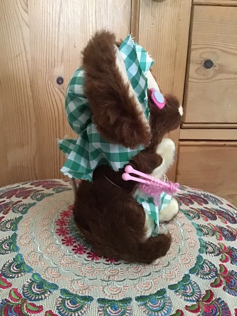 VINTAGE 1970S HANDMADE Grandma Nanny Nana Mouse Knitting Firm Soft ...