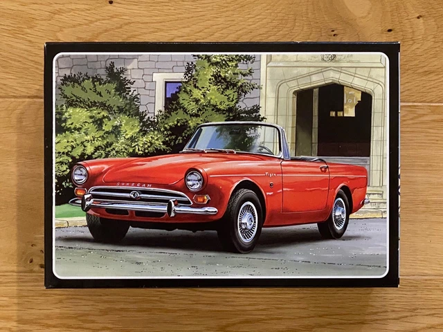 AMT SUNBEAM TIGER V8 unassembled (2 in 1) 1/25 model kit no.998/12 £49. ...