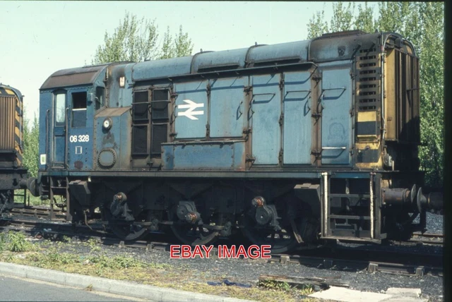 ORIGINAL 35MM SLIDE CLASS 08 SHUNTER NO 08328 AT ALLERTON 5/82 £4.00 ...