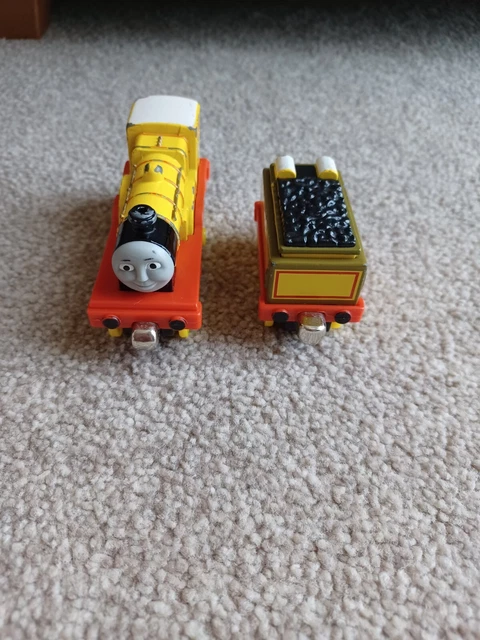 MOLLY TRAIN DIE cast Thomas the tank engine and Friends, take n play ...