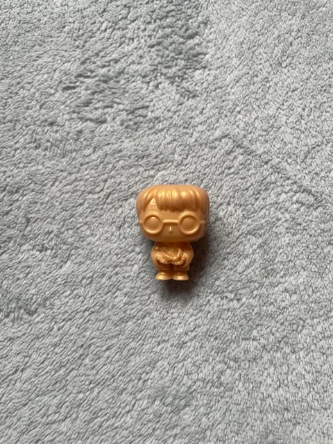 FIGURINE HARRY POTTER Kinder Joy Gold neuve vendu avec l’emballage d ...