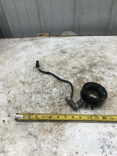 98 EVINRUDE 50 HP SPL 2 Stroke Outboard Boat Engine Motor timer base ...