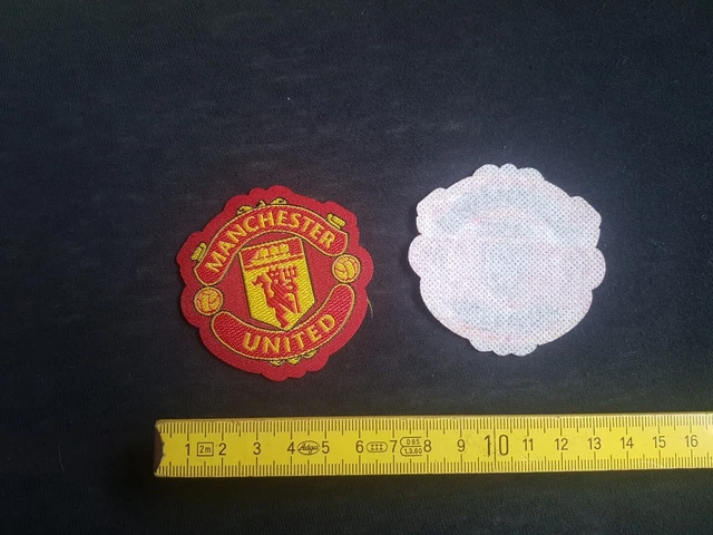 MANCHESTER UNITED AUFNÄHER Fussball Patch Stoffabzeichen England ALT ...