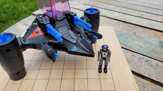 VINTAGE COLECO STARCOM Shadow Vampire with figure MACE and visor. £36. ...