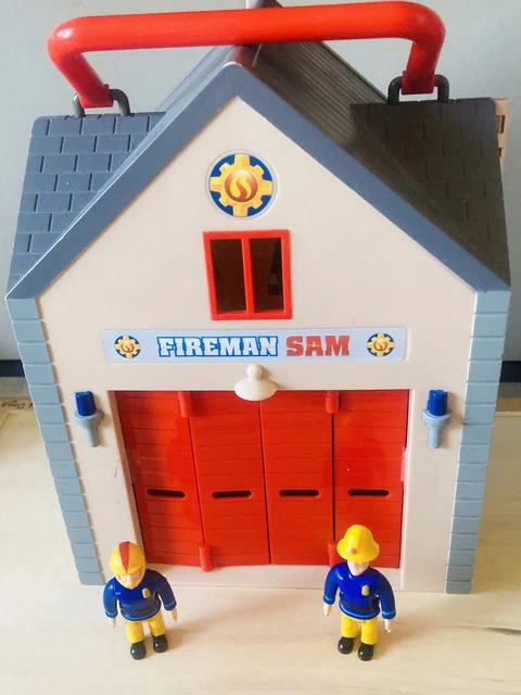 FIREMAN SAM RESCUE Fire Station Toy Portable Carry Playset Good Used ...