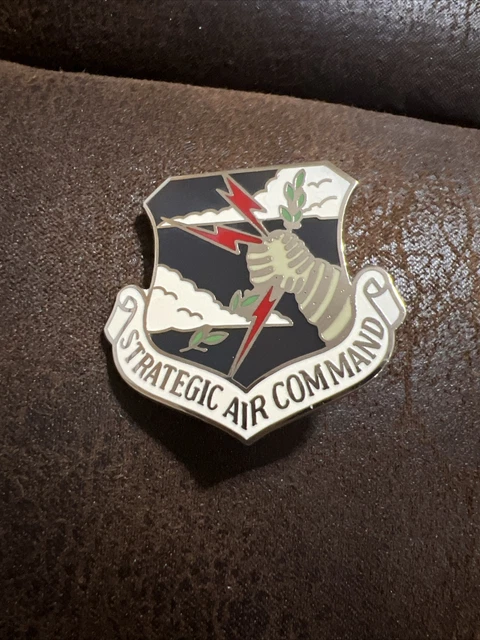 MILITARY LOGO PIN Strategic Air Command Air Force Department Of Defense ...