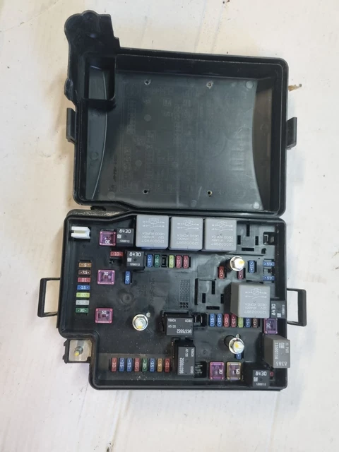 HOLDEN COLORADO FUSE BOX ENGINE BAY Rg $29.99 - PicClick AU