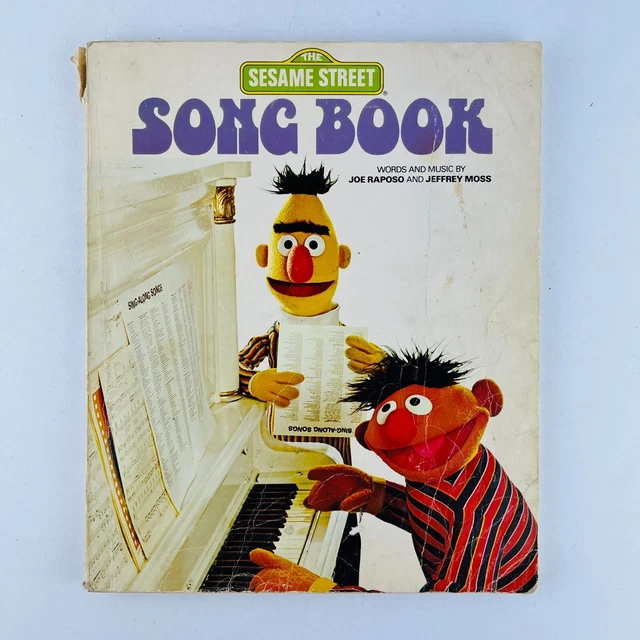 THE SESAME STREET Song Book Words & Music Sing Alongs Paperback £5.41 ...