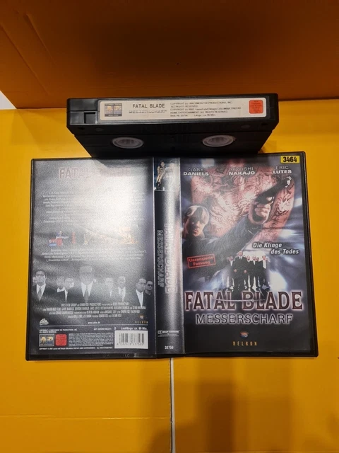 VHS(1.1) FATAL BLADE Messerscharf FSK18 EUR 22,00 - PicClick DE