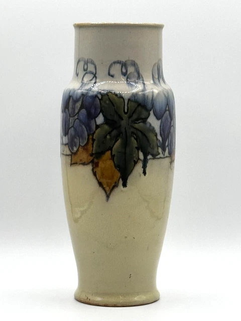 A DOULTON LAMBETH Art Nouveau Grapevine Vase C. 1920 £9.38 - PicClick UK